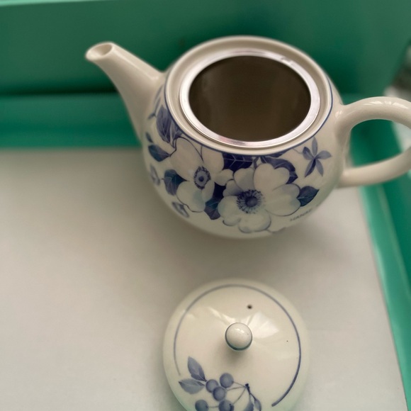 Hanae Mori | Dining | Hanae Mori Dinnerware Tea Set Floral Made In ...
